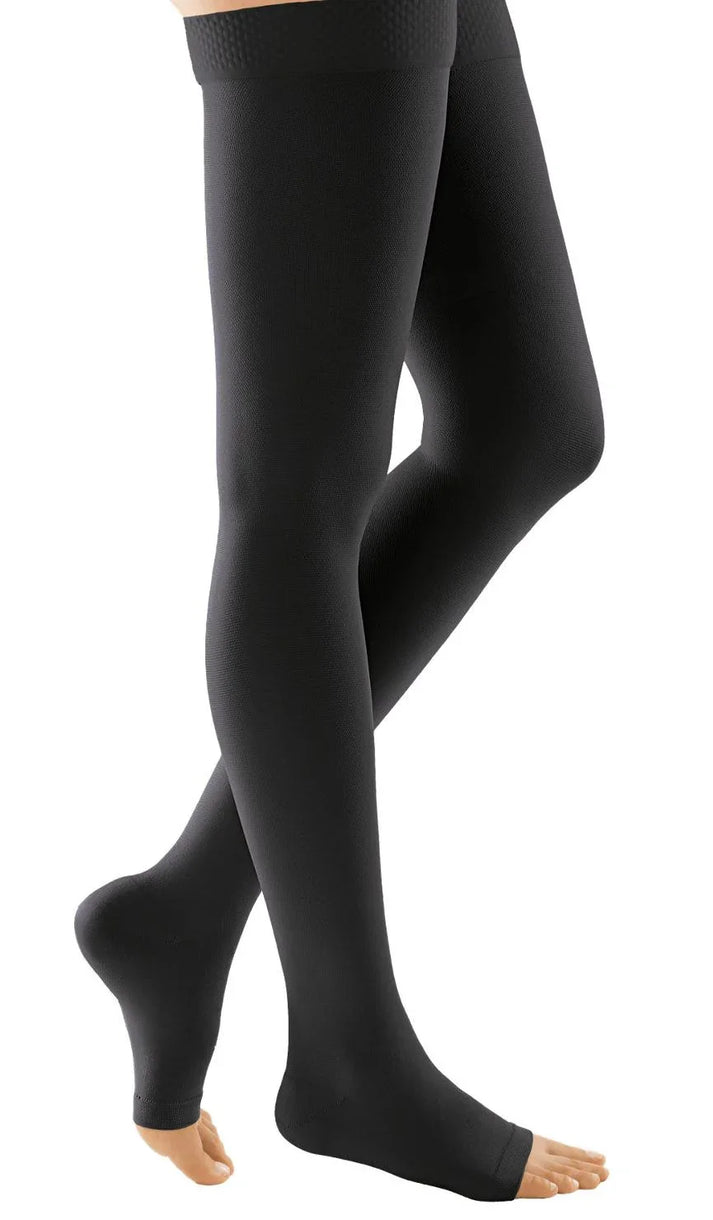 Duomed Soft C2 Compression Stockings Thigh Length Open Toe Black Small ...